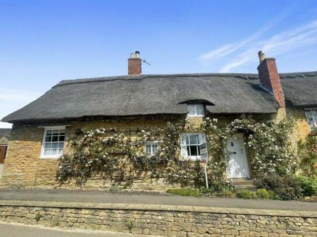 2 Bedroom Cottage For Sale In Ebrington