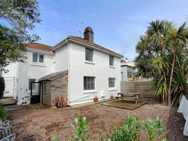 2 Bedroom Cottage For Sale In Falmouth