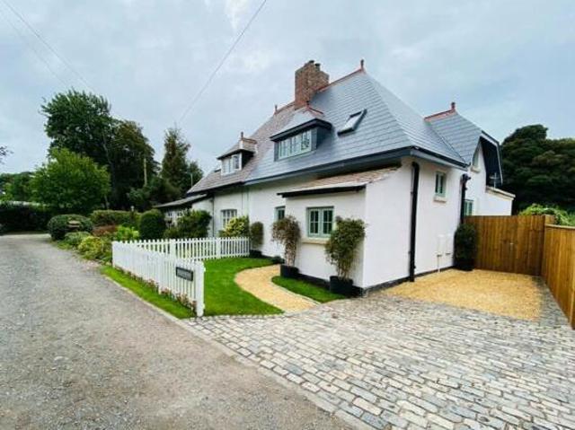 2 Bedroom Cottage For Sale In Formby, Liverpool