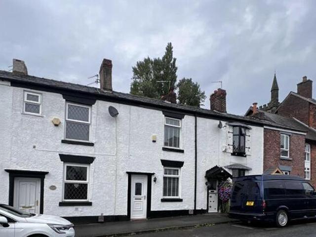2 Bedroom Cottage For Sale In Godley, Hyde