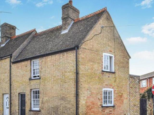 2 Bedroom Cottage For Sale In Godmanchester