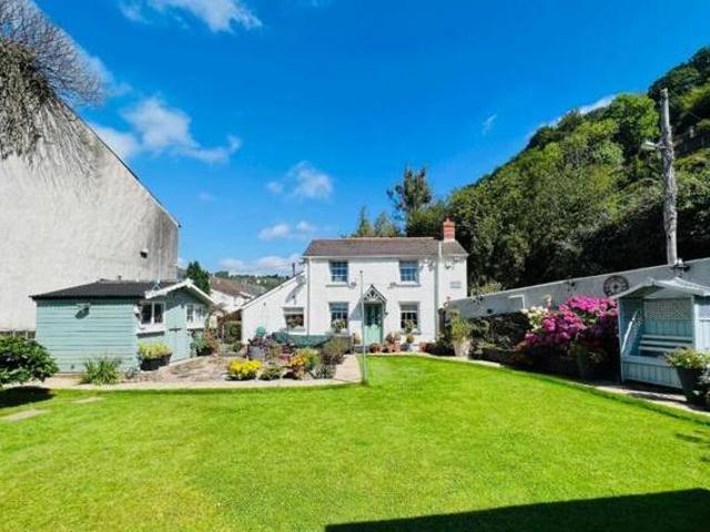 2 Bedroom Cottage For Sale In Glandwr Street, Aberbeeg