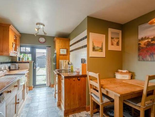 2 Bedroom Cottage For Sale In Grafham