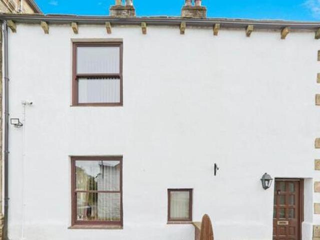 2 Bedroom Cottage For Sale In Haworth
