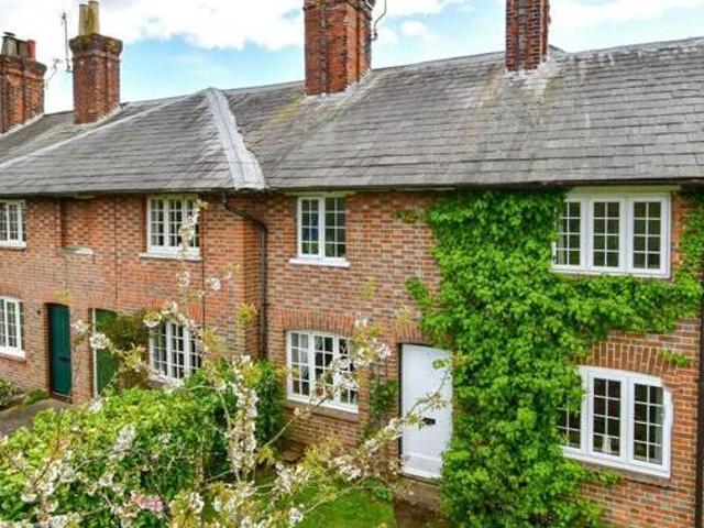2 Bedroom Cottage For Sale In Hothfield, Ashford