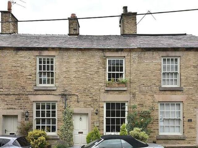 2 Bedroom Cottage For Sale In Kerridge