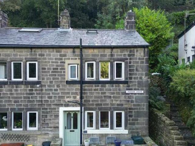 2 Bedroom Cottage For Sale In Lee Mill Road