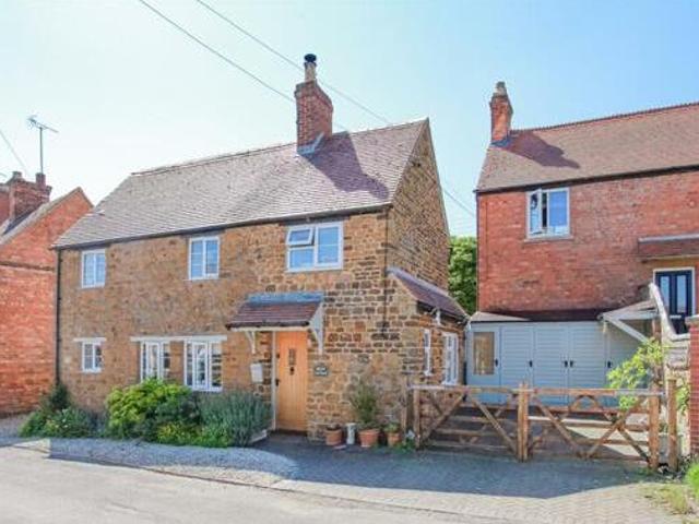 2 Bedroom Cottage For Sale In Little Bourton