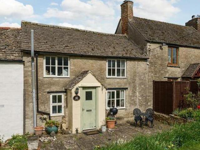 2 Bedroom Cottage For Sale In North Leigh