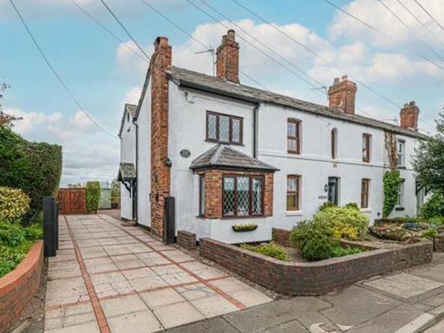 2 Bedroom Cottage For Sale In Northwich Road, Lower Stretton