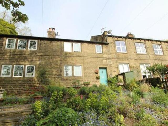 2 Bedroom Cottage For Sale In Oxenhope, Keighley