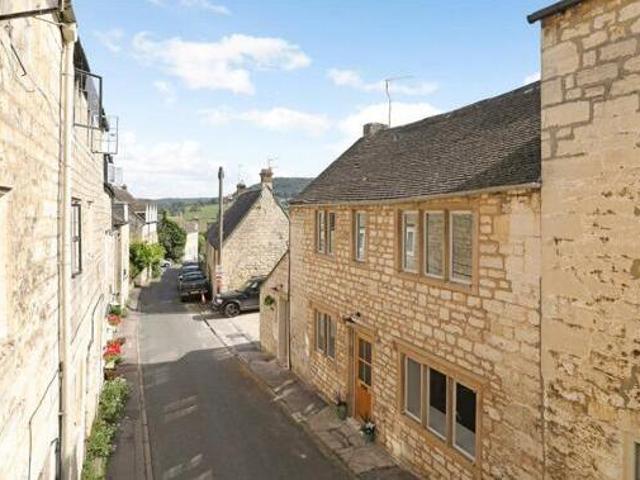 2 Bedroom Cottage For Sale In Painswick