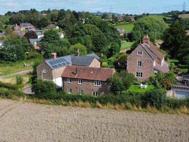 2 Bedroom Cottage For Sale In Pontshill