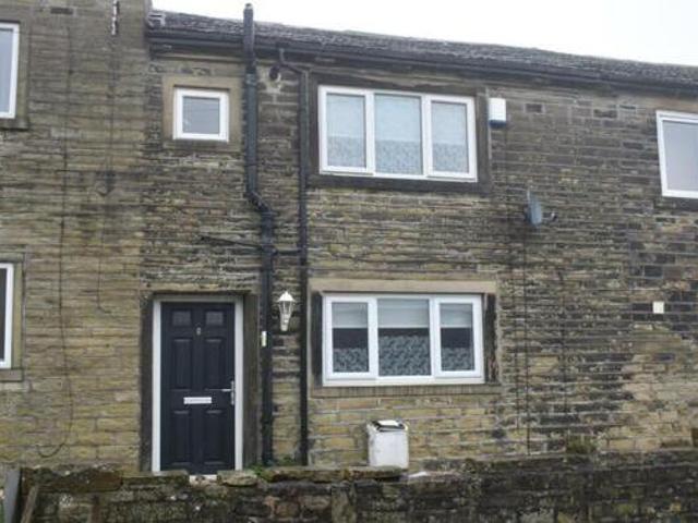2 Bedroom Cottage For Sale In Queensbury