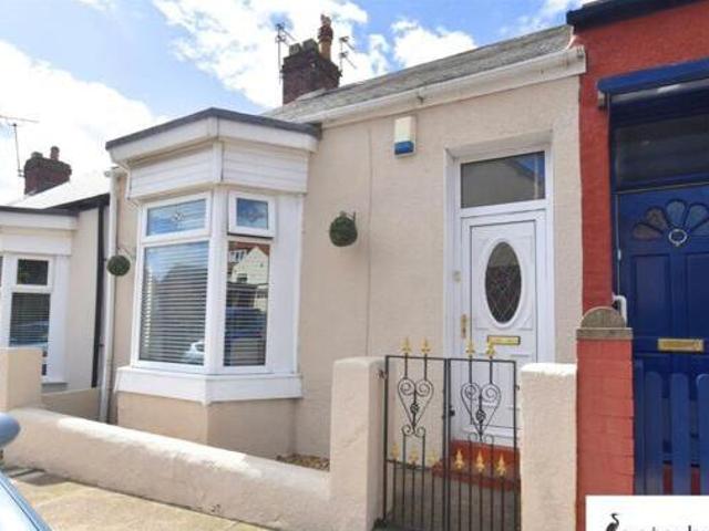 2 Bedroom Cottage For Sale In Roker