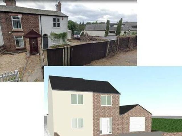 2 bedroom cottage for sale in Rush Green Road Lymm WA13
