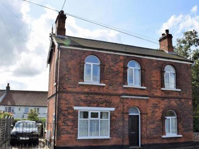 2 Bedroom Cottage For Sale In Scawby Brook