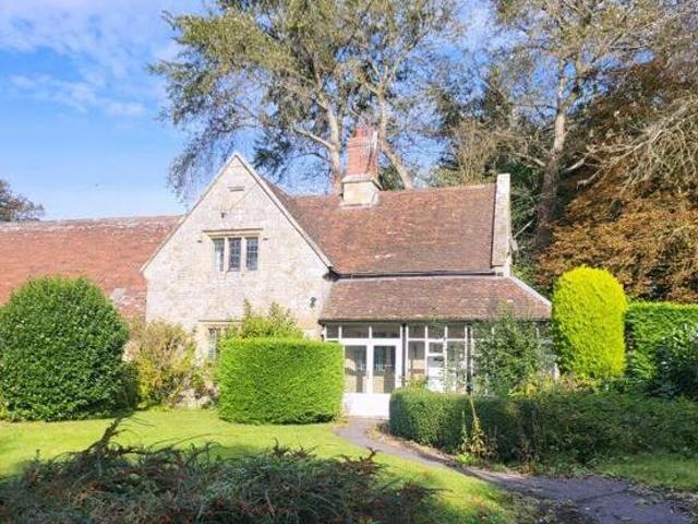 2 Bedroom Cottage For Sale In Shaftesbury