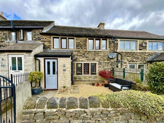 2 Bedroom Cottage For Sale In Shepley, Huddersfield