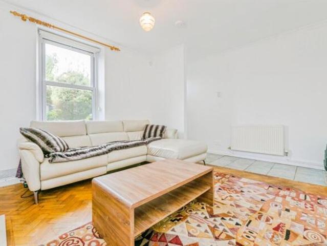 2 bedroom cottage for sale in Spencers Row, Cardiff, CF5