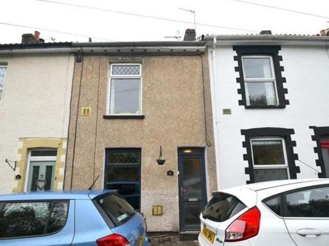 2 Bedroom Cottage For Sale In St George, Bristol