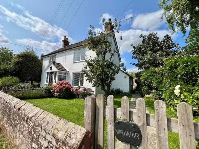 2 bedroom cottage for rent in The Street, Ripe, BN8