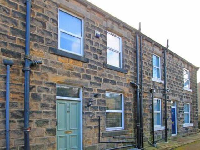2 Bedroom Cottage For Rent In West Yorkshire, Guiseley