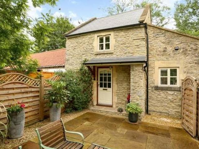 2 bedroom cottage for rent in Weston BA1