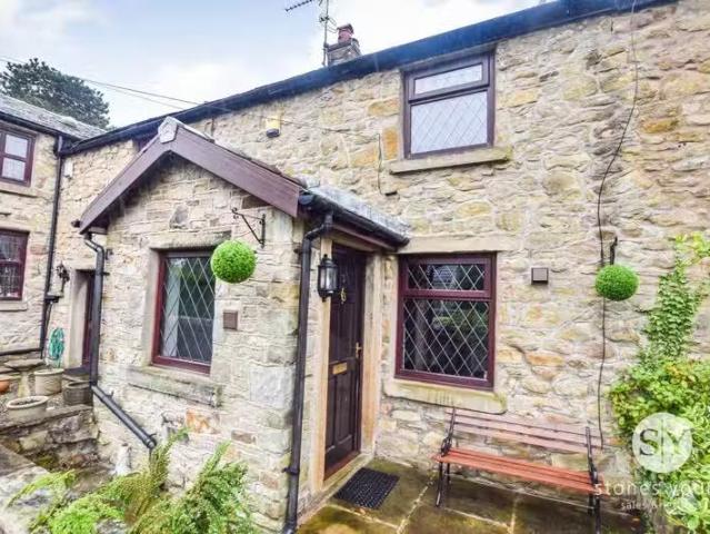 2 bedroom cottage for rent in Aintree Cottages, Mellor Brook.