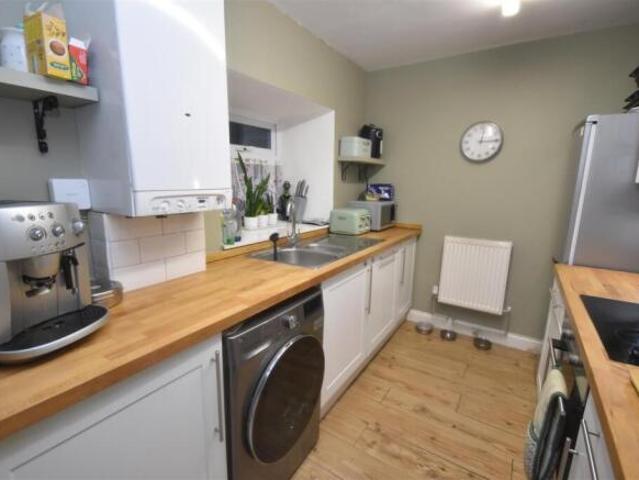 2 bedroom cottage for rent in Ambler Thorn, Queensbury, Bradford, BD13