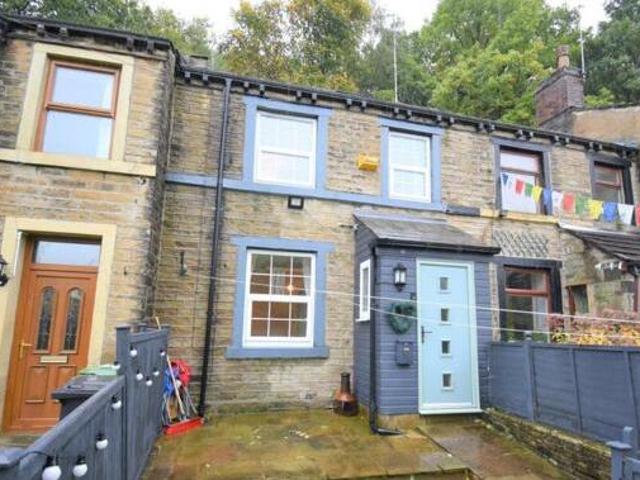 2 Bedroom Cottage For Rent In Armitage Bridge