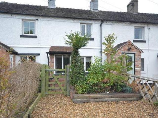 2 bedroom cottage for rent in Bradwall Road Sandbach CW11