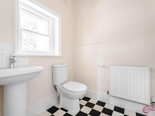 2 bedroom cottage for rent in Chapel Keepers Cottage, E5