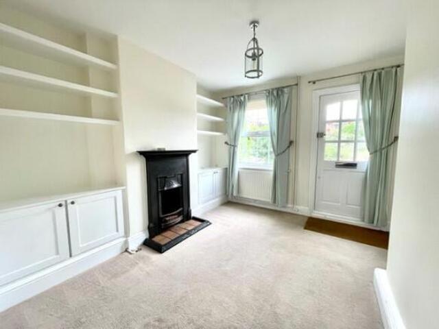 2 bedroom cottage for rent in Chipstead Lane, Sevenoaks, TN13