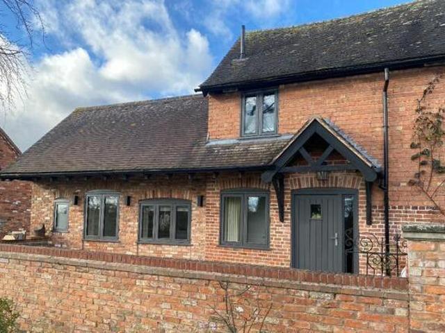 2 Bedroom Cottage For Rent In Clattercut House, Clattercut Lane