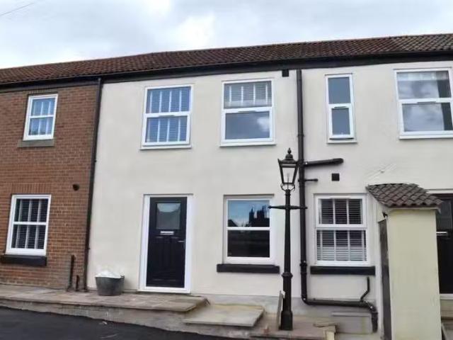 2 bedroom cottage for rent in Fishers Court, Ripon, HG4