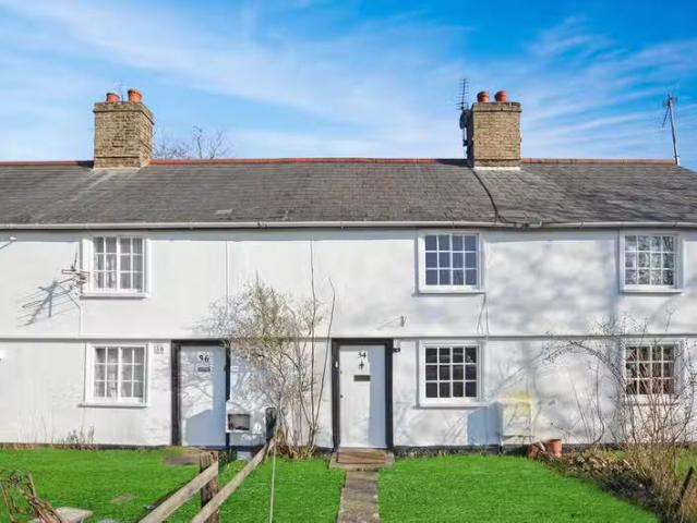 2 bedroom cottage for rent in Granhams Road, CB22