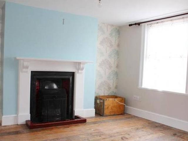 2 bedroom cottage for rent in Rockwell Green Wellington TA21