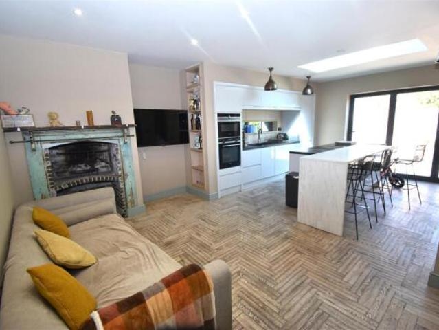 2 bedroom cottage for rent in Rugby Road, Leamington Spa, CV32