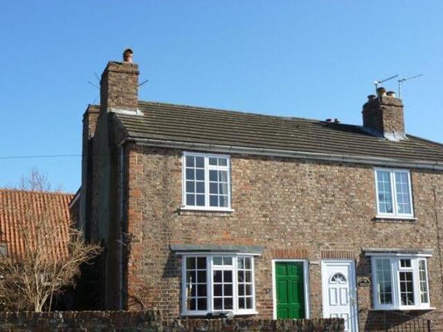 2 Bedroom Cottage For Rent In Skelton