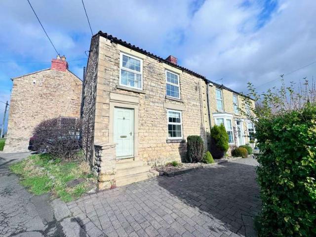 2 Bedroom Cottage House