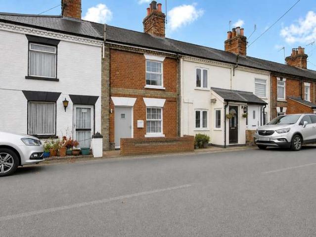 2 Bedroom Cottage House