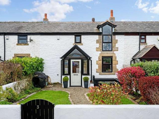 2 Bedroom Cottage House