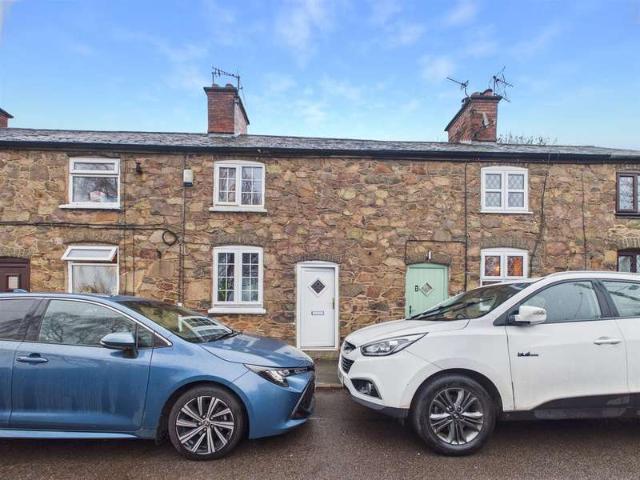 2 Bedroom Cottage House