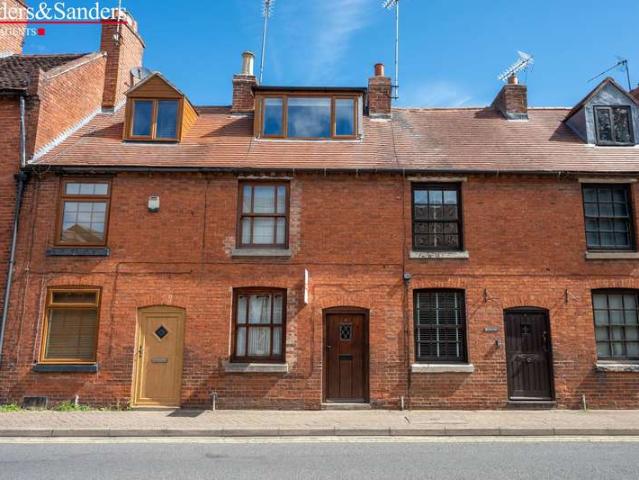 2 Bedroom Cottage House