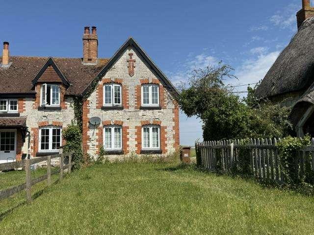 2 Bedroom Cottage House