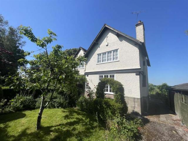2 Bedroom Cottage House