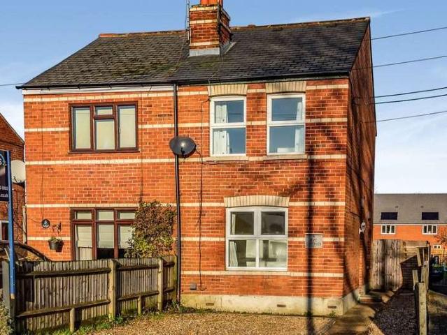 2 Bedroom Cottage House
