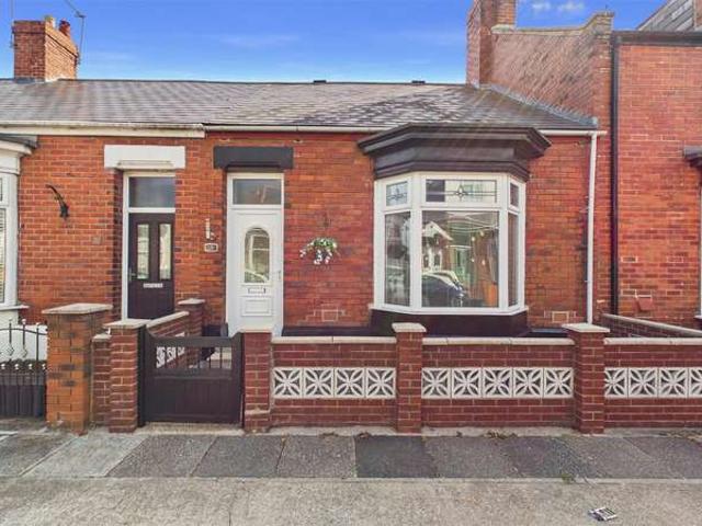 2 Bedroom Cottage House