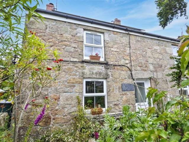 2 Bedroom Cottage House